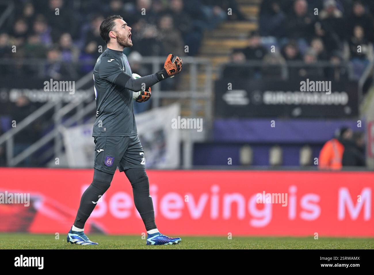 Anderlecht, Belgium. 12th Jan, 2025. goalkeeper Colin Coosemans (26) of ...