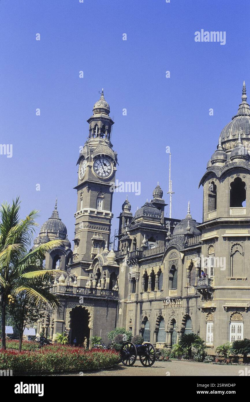 Side view of New Palace, Kolhapur, Maharashtra, India, Asia Stock Photo ...