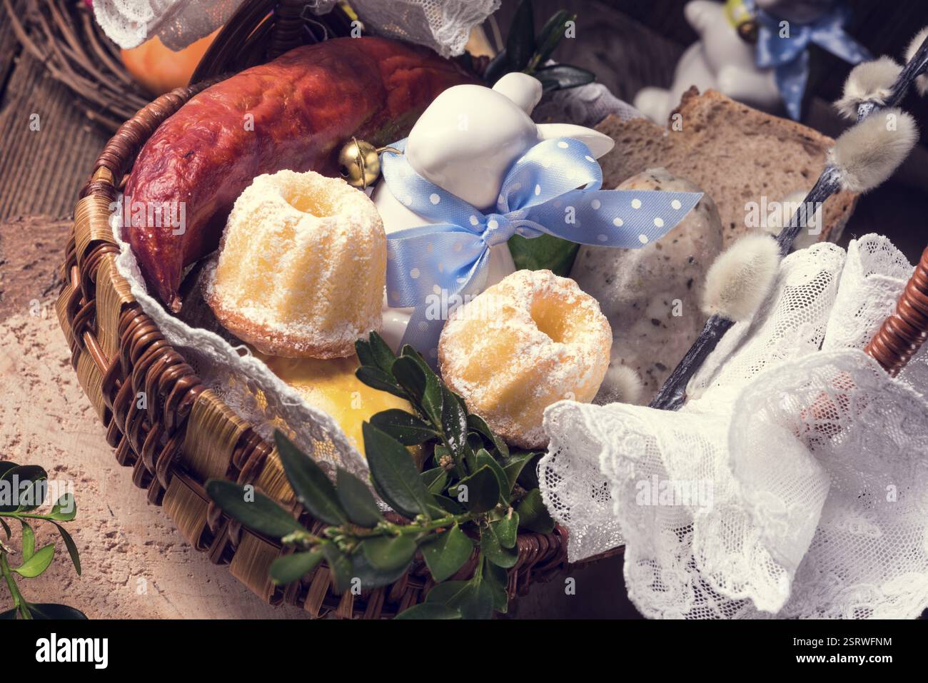 Easter basket photography hi-res stock photography and images - Alamy
