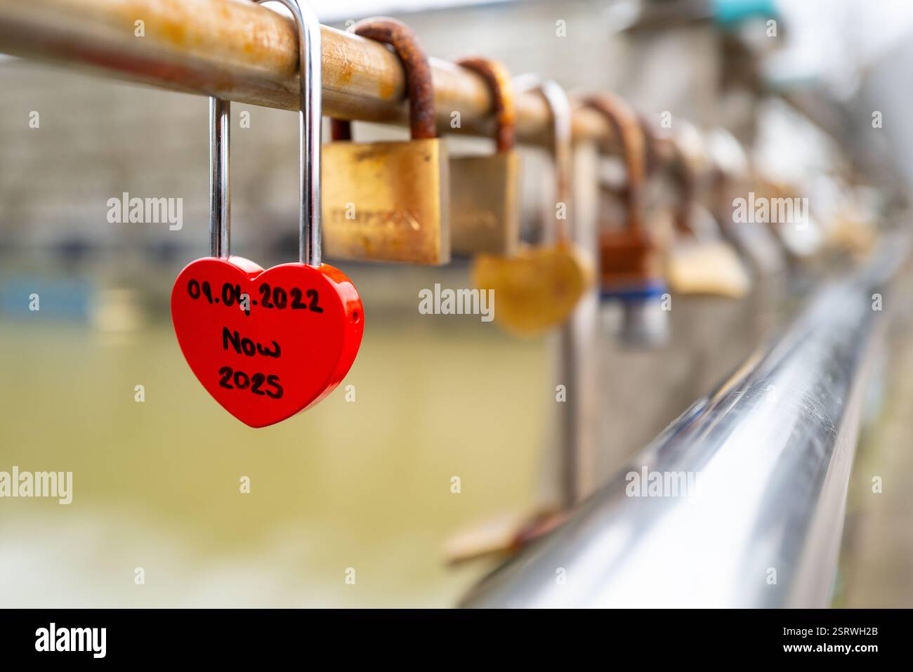 Bristol harbour horned bridge hi-res stock photography and images - Alamy