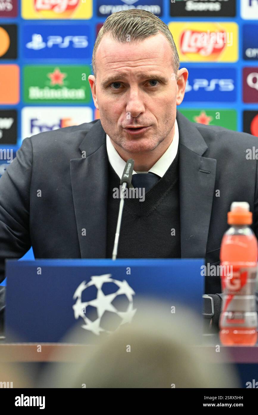 Brugge, Belgium. 21st Jan, 2025. Head Coach Nicky Hayen of Club Brugge ...