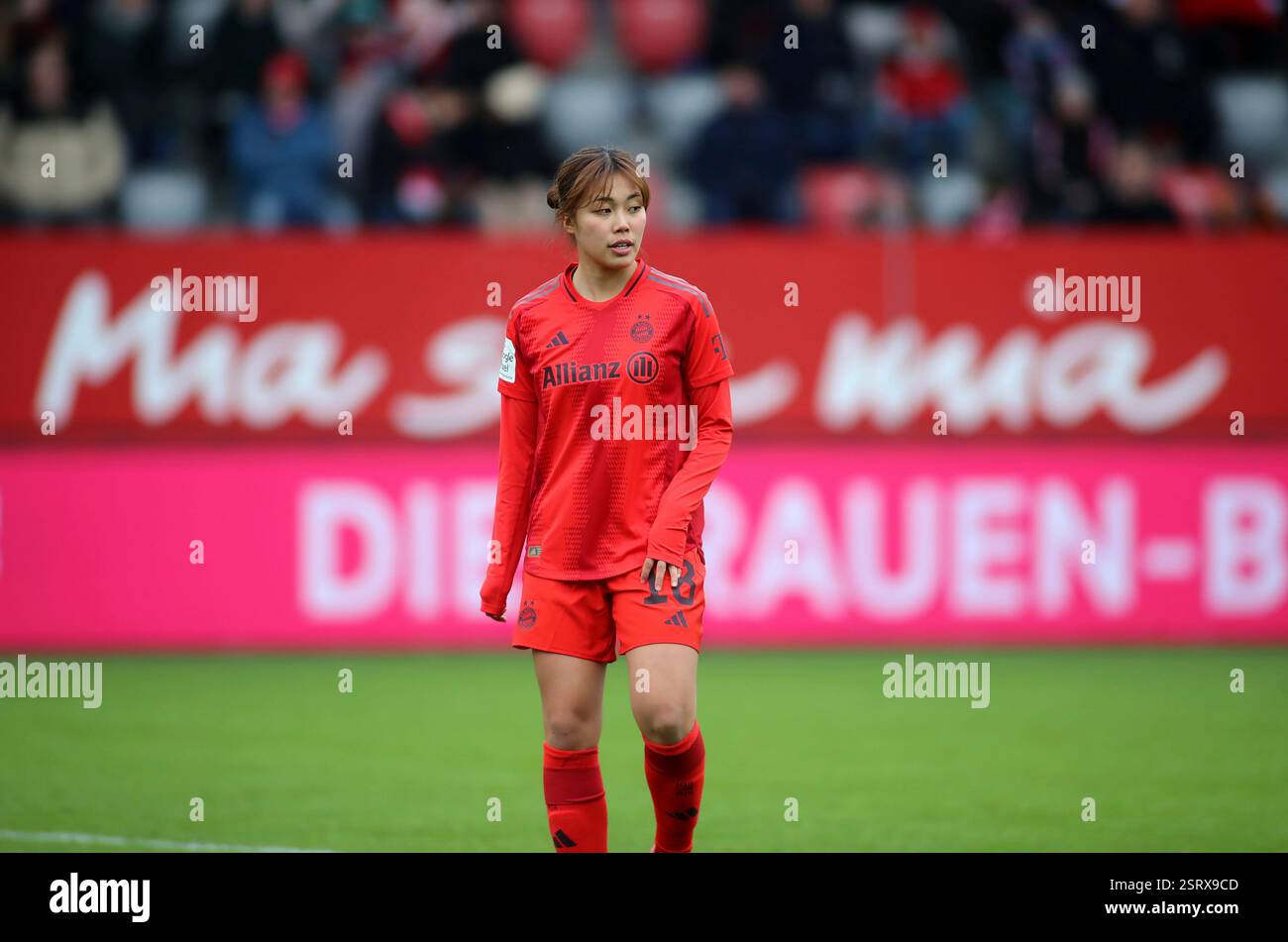 München, Deutschland, 16. Februar 2025: Fussball, Frauen, Google Pixel ...