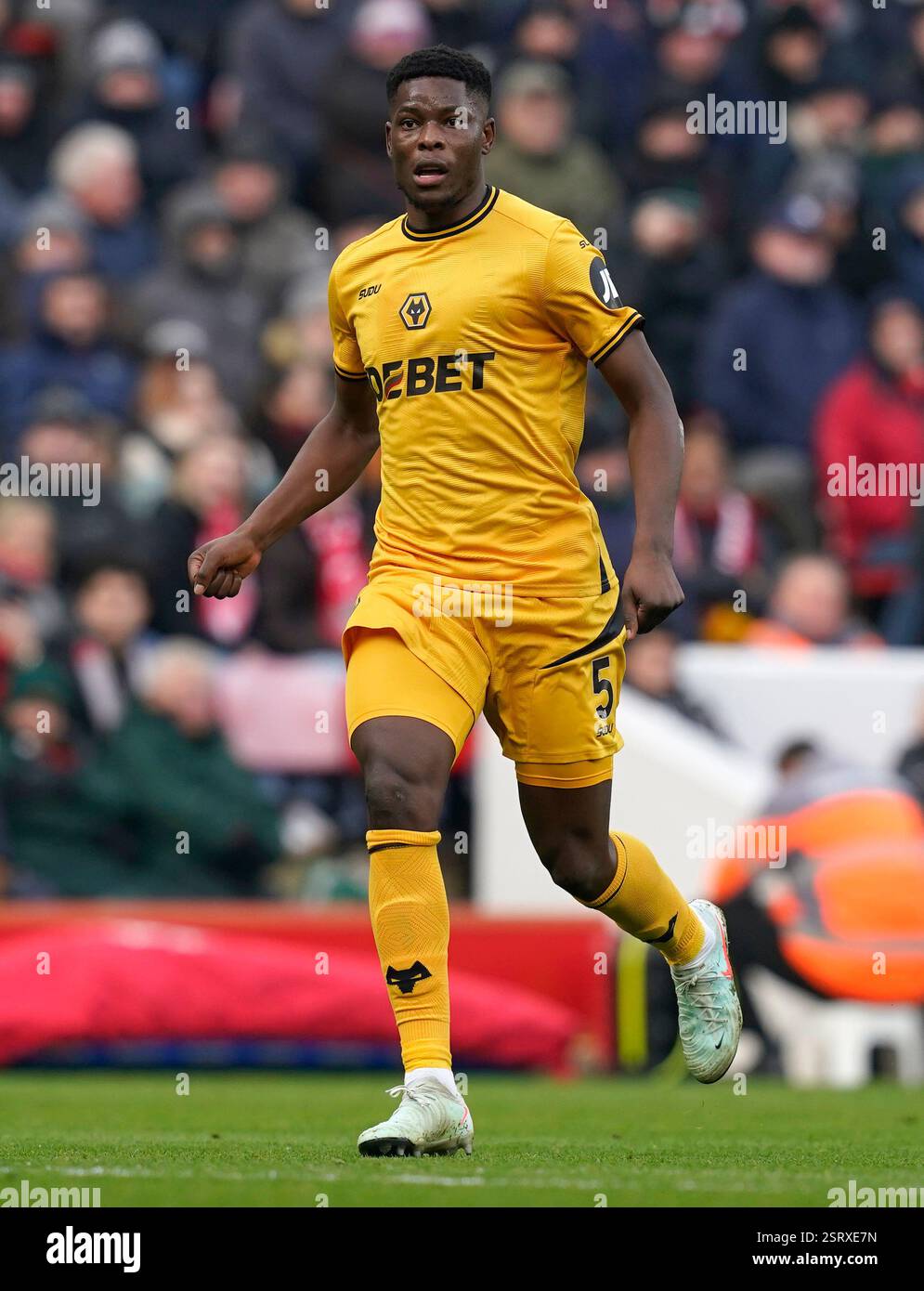 Liverpool, UK. 16th Feb, 2025. Marshall Munetsi of Wolverhampton ...