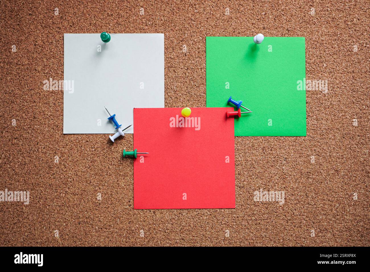 sticky note on the board, post it in the office, adhesive note Stock ...