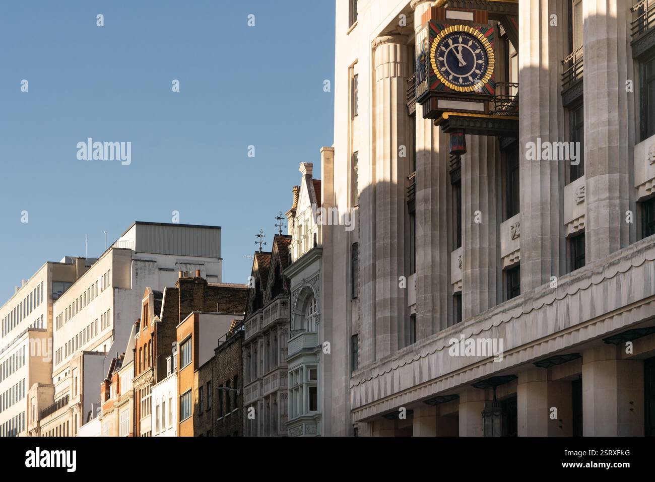 The Daily Telegraph's former headquarters on Fleet Street Stock Photo ...