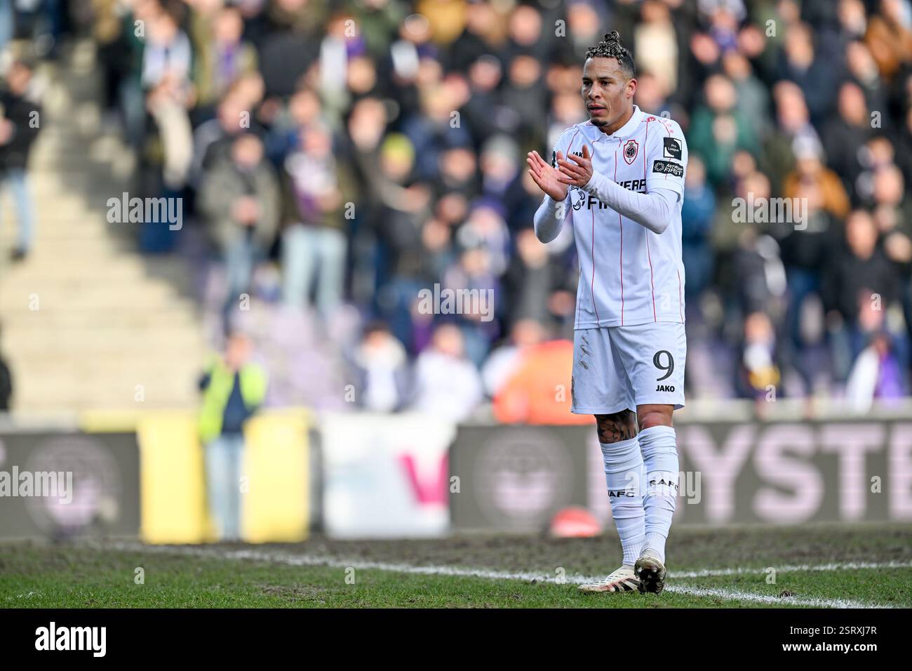 Antwerpen, Belgium. 12th Jan, 2025. Tjaronn Chery (9) of Antwerp pictured during the Jupiler Pro ...