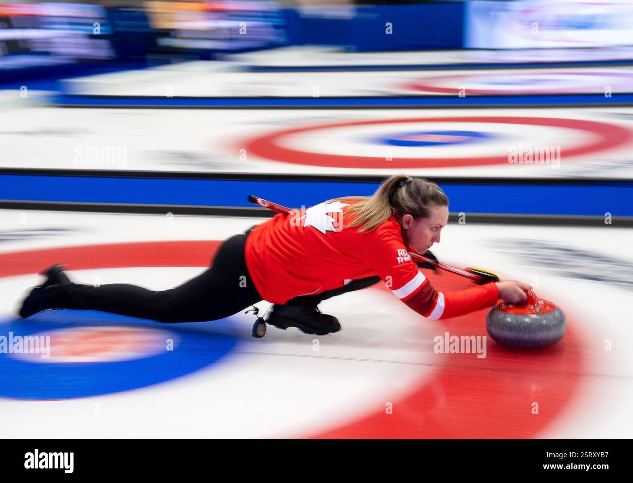 Thunder Bay, Canada. 16th Feb, 2025. Team Canada skip Rachel Homan ...