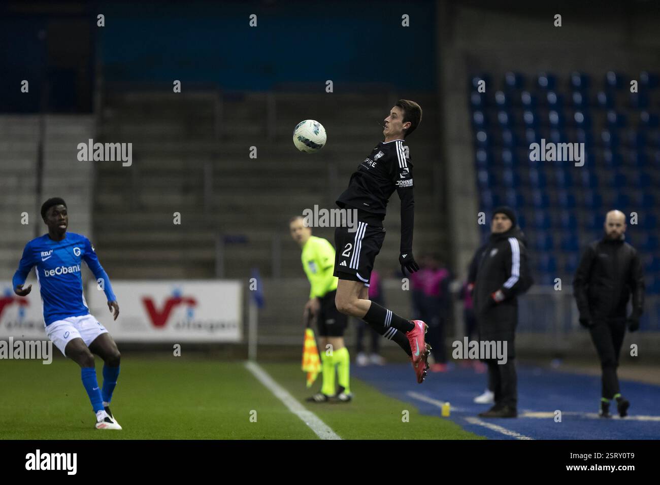 Genk, Belgium. 16th Feb, 2025. Eupen's Yentl Van Genechten pictured ...