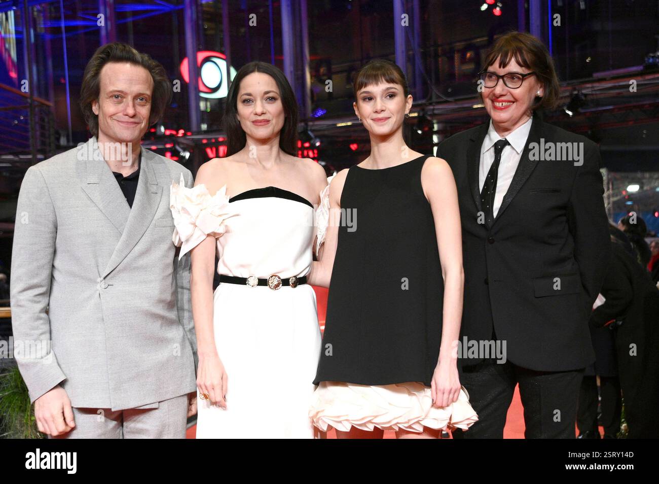 August Diehl, Marion Cotillard, Clara Pacini und Lucile Hadzihalilovic ...