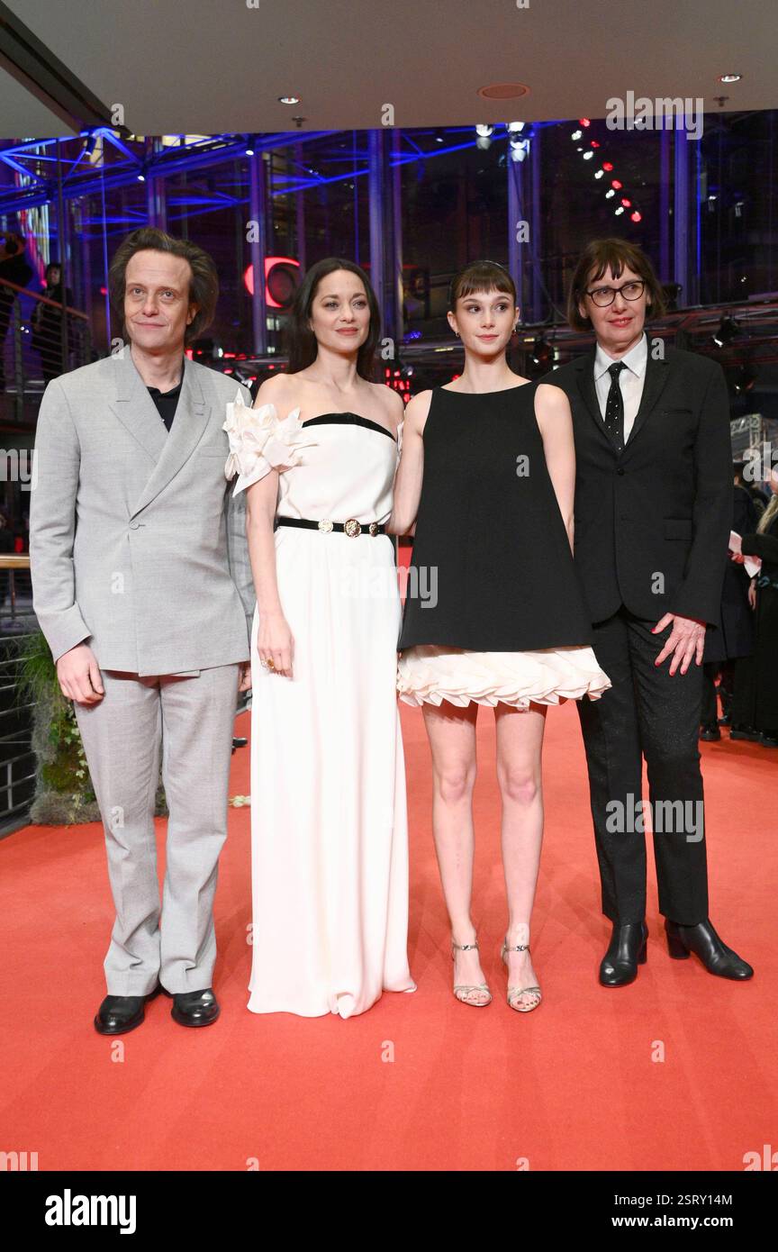 August Diehl, Marion Cotillard, Clara Pacini und Lucile Hadzihalilovic ...