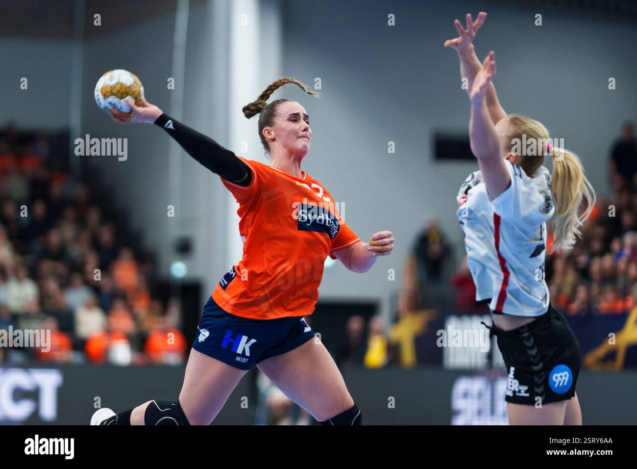 Odense, Denmark. 16th Feb, 2025. Thale Rushfeldt Deila (33) of Odense ...