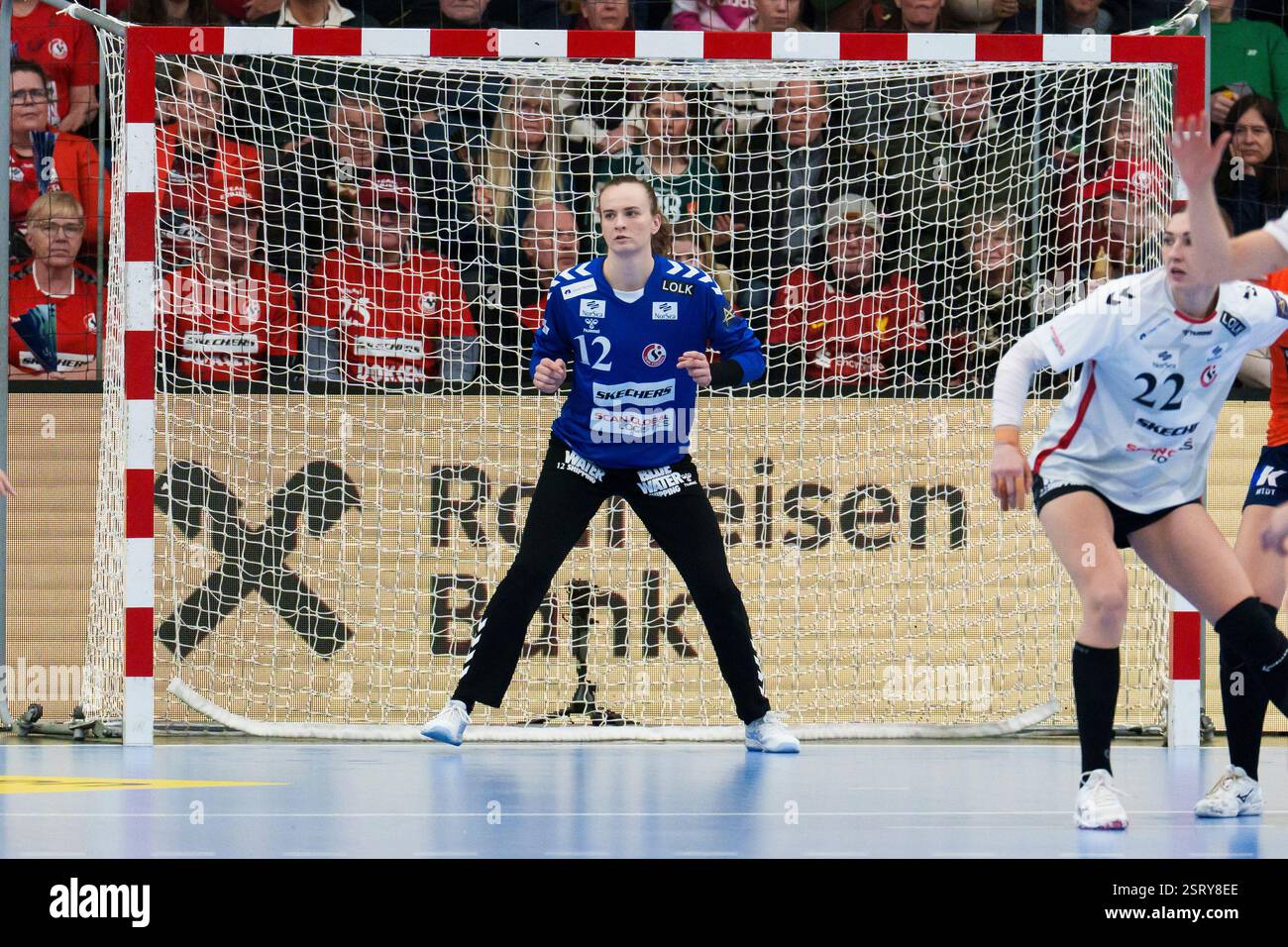 Odense, Denmark. 16th Feb, 2025. Anna Kristensen (12) of Team Esbjerg ...