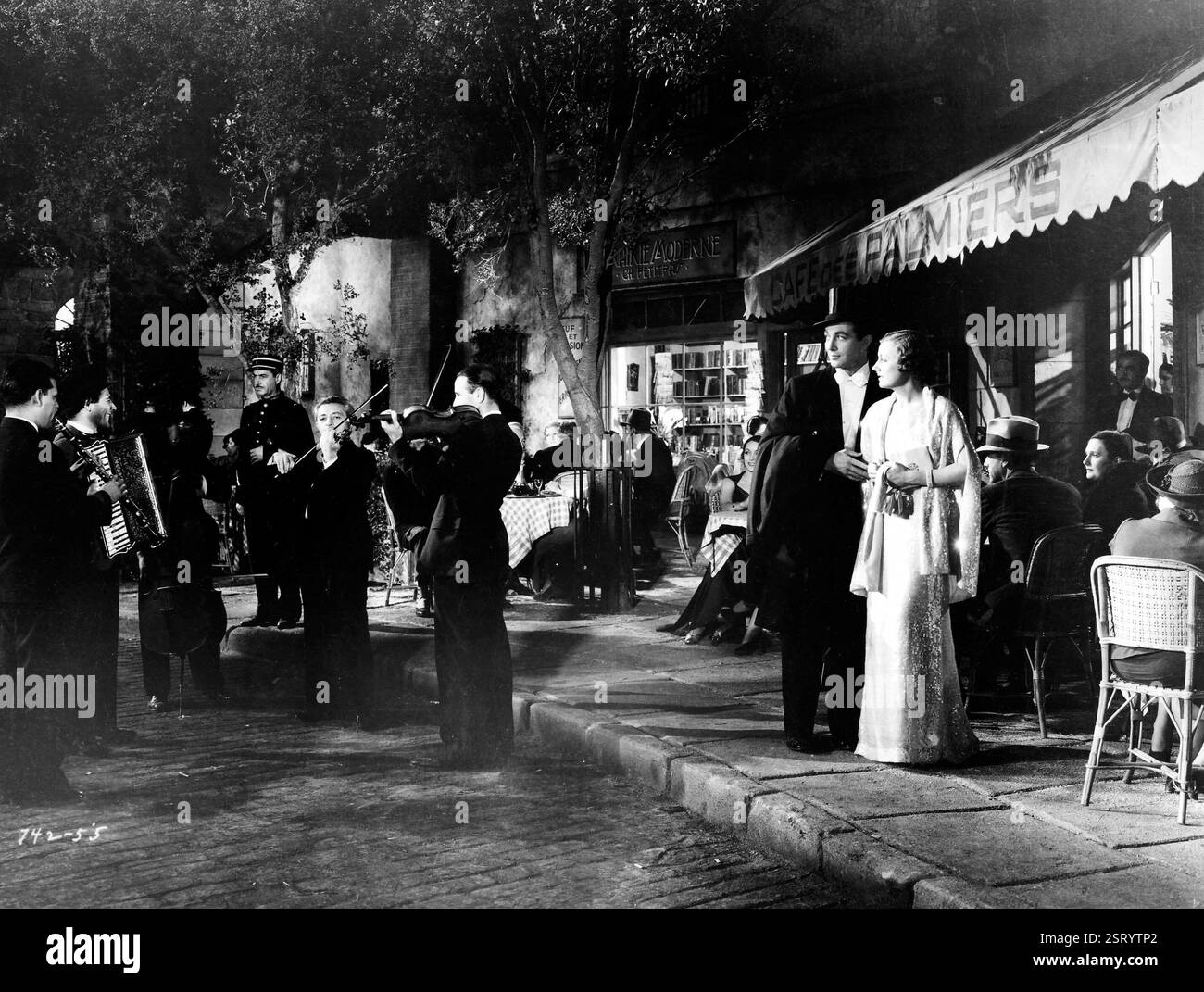 MAGNIFICENT OBSESSION MAGNIFICENT OBSESSION [all unidentified] Date ...