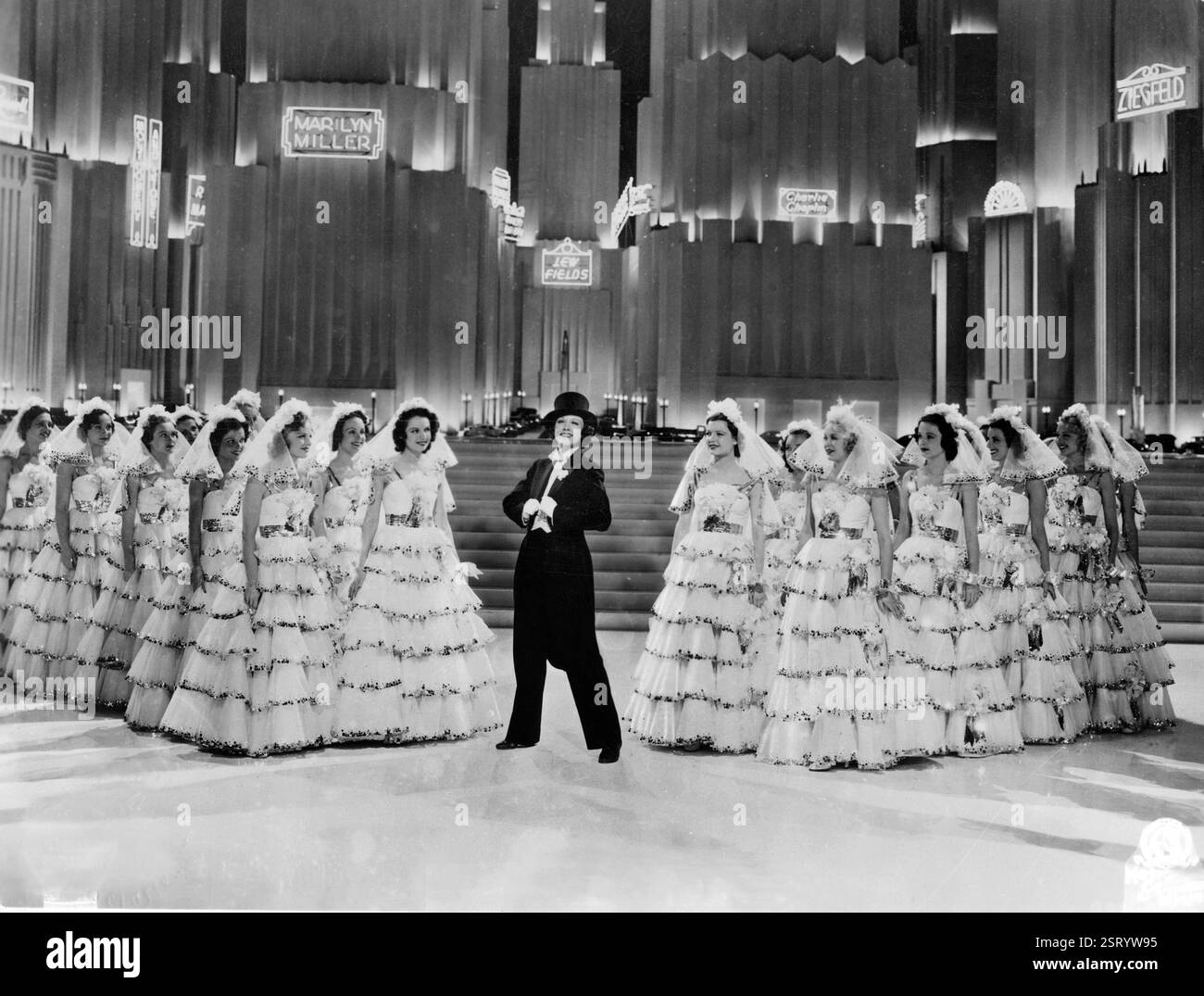 BROADWAY MELODY OF 1938 ELEANOR POWELL Date: 1937 Stock Photo - Alamy