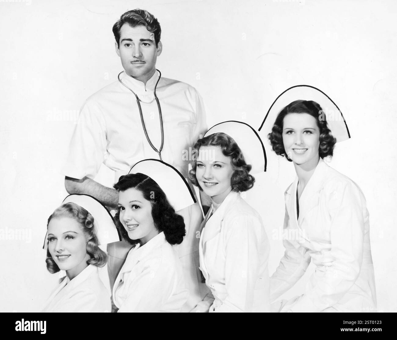 FOUR GIRLS IN WHITE MARY HOWARD, UNA MERKEL, ANN RUTHERFORD, FLORENCE ...