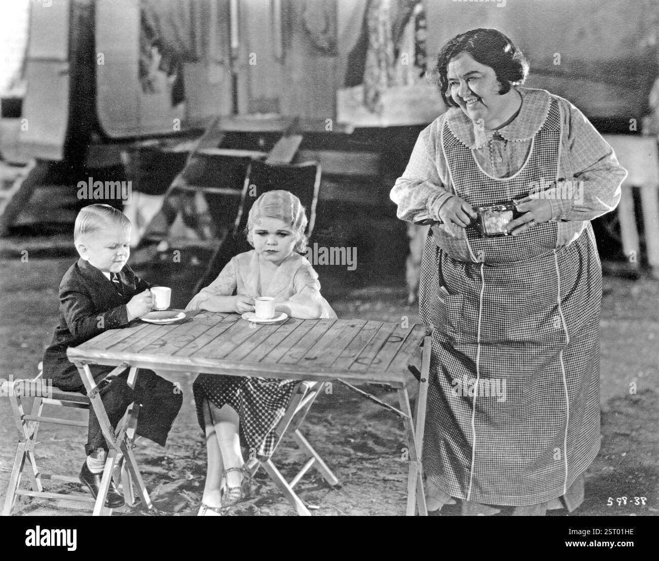 Daisy earles hi-res stock photography and images - Alamy