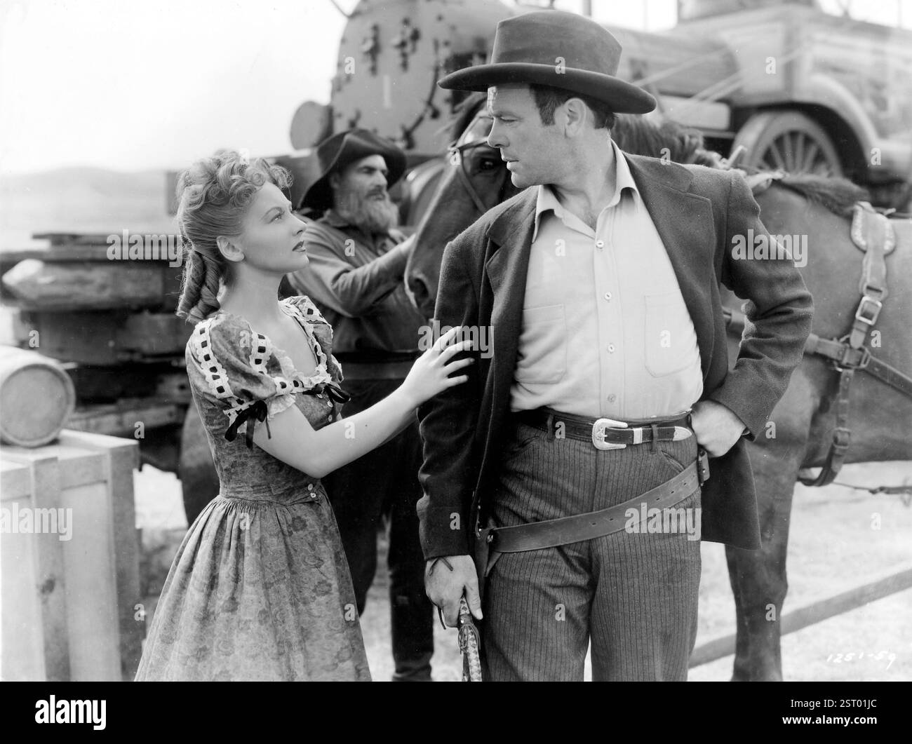 THE OMAHA TRAIL PAMELA BLAKE, DEAN JAGGER Date: 1942 Stock Photo - Alamy