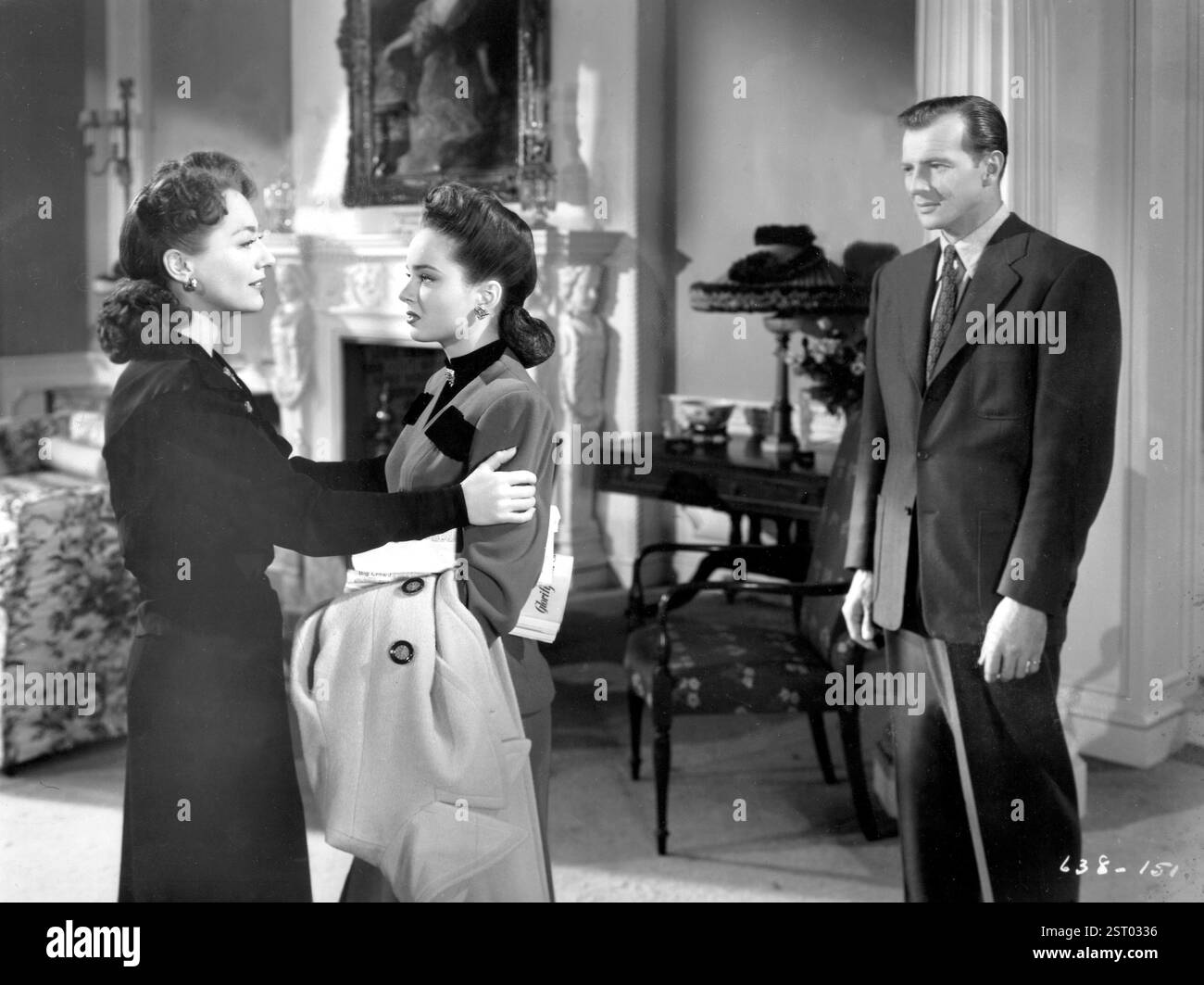 MILDRED PIERCE JOAN CRAWFORD, ANN BLYTH, BRUCE BENNETT Date: 1945 Stock ...