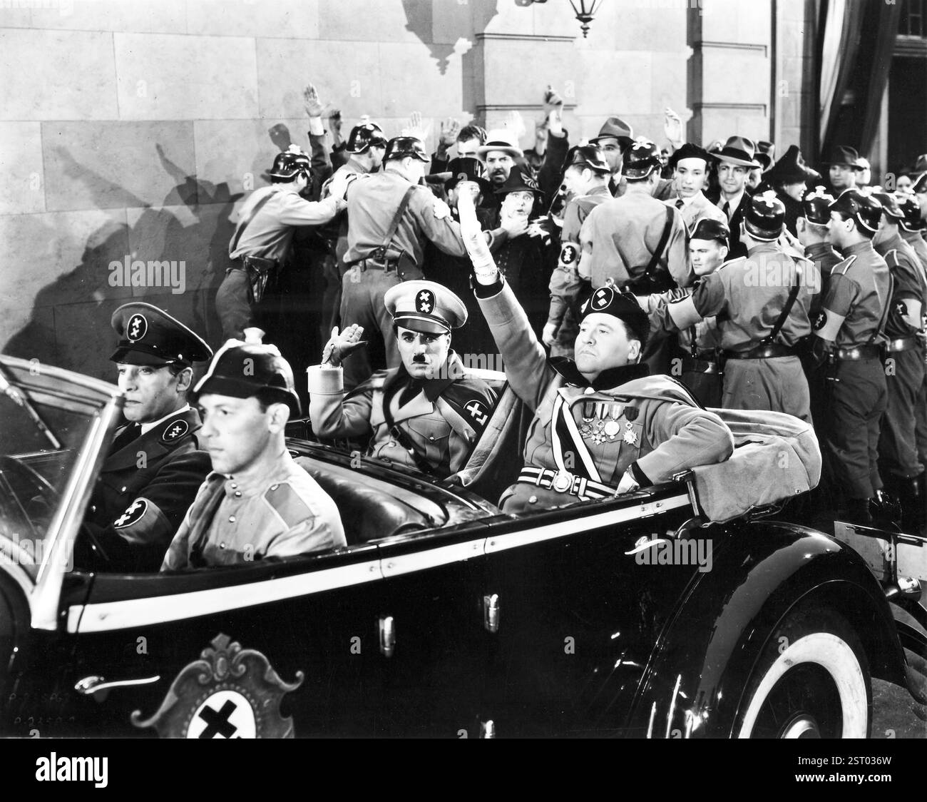 THE GREAT DICTATOR CHARLIE CHAPLIN, JACK OAKIE Date: 1940 Stock Photo ...