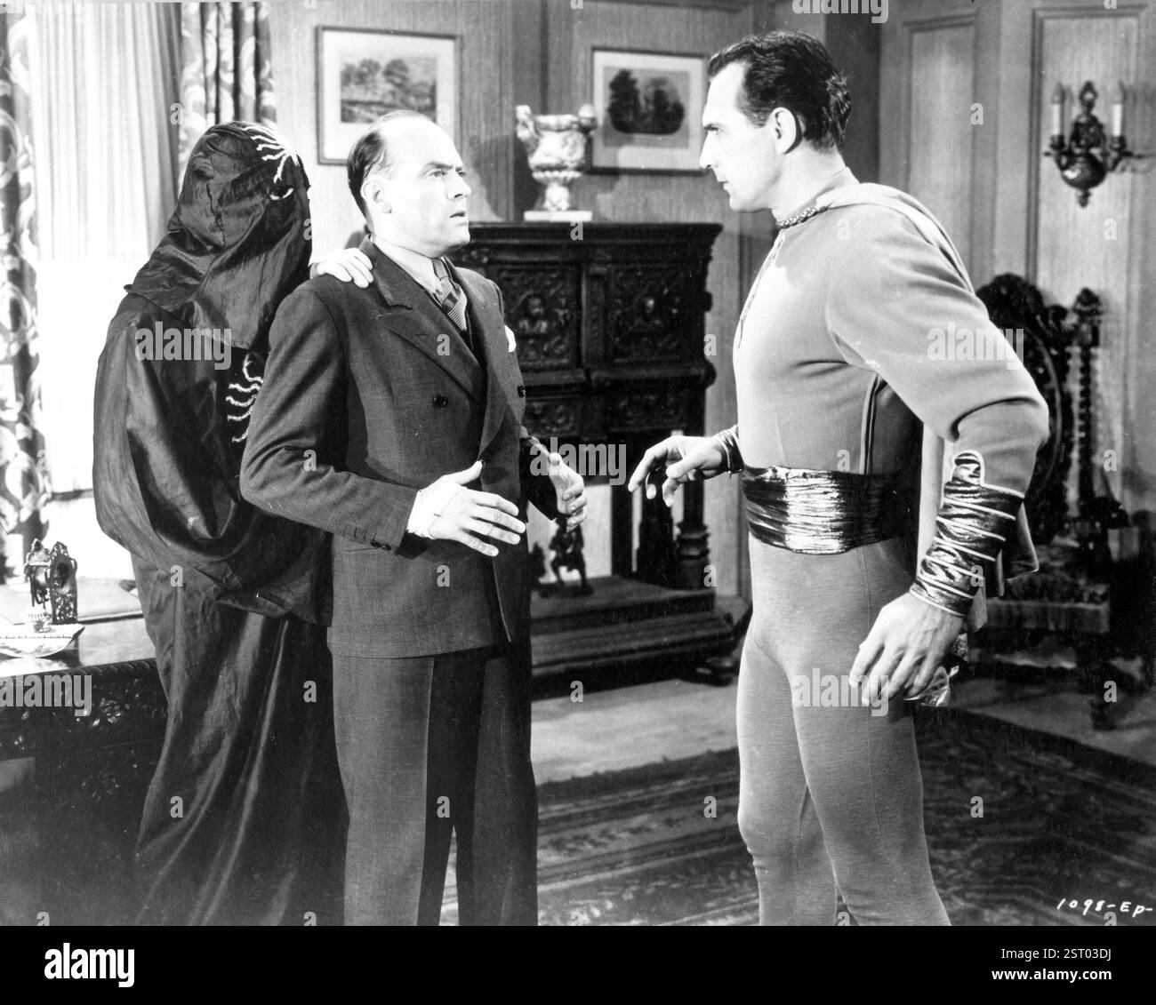 ADVENTURES OF CAPTAIN MARVEL TOM TYLER as Captain Marvel Date: 1941 ...