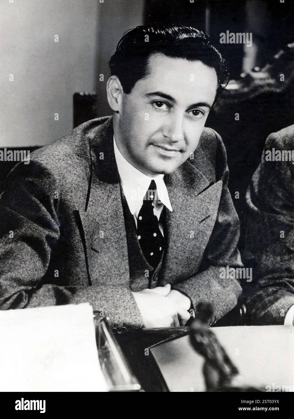 IRVING THALBERG American Producer, CEO of MGM IRVING THALBERG Date ...