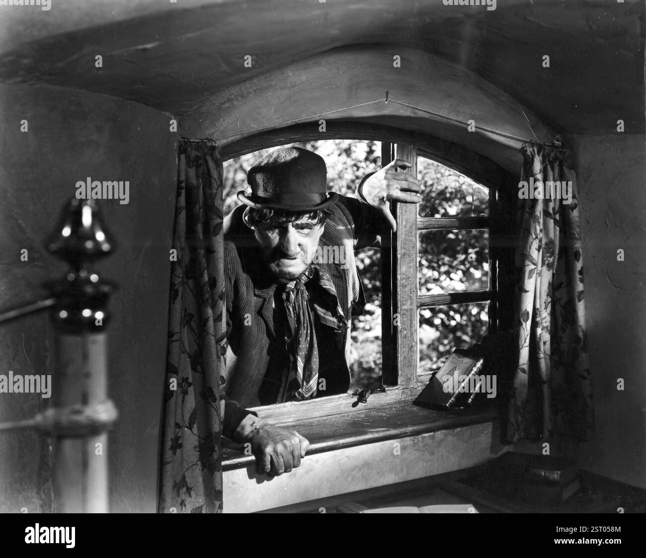 THE HISTORY OF MR. POLLY FINLAY CURRIE THE HISTORY OF MR. POLLY Date ...