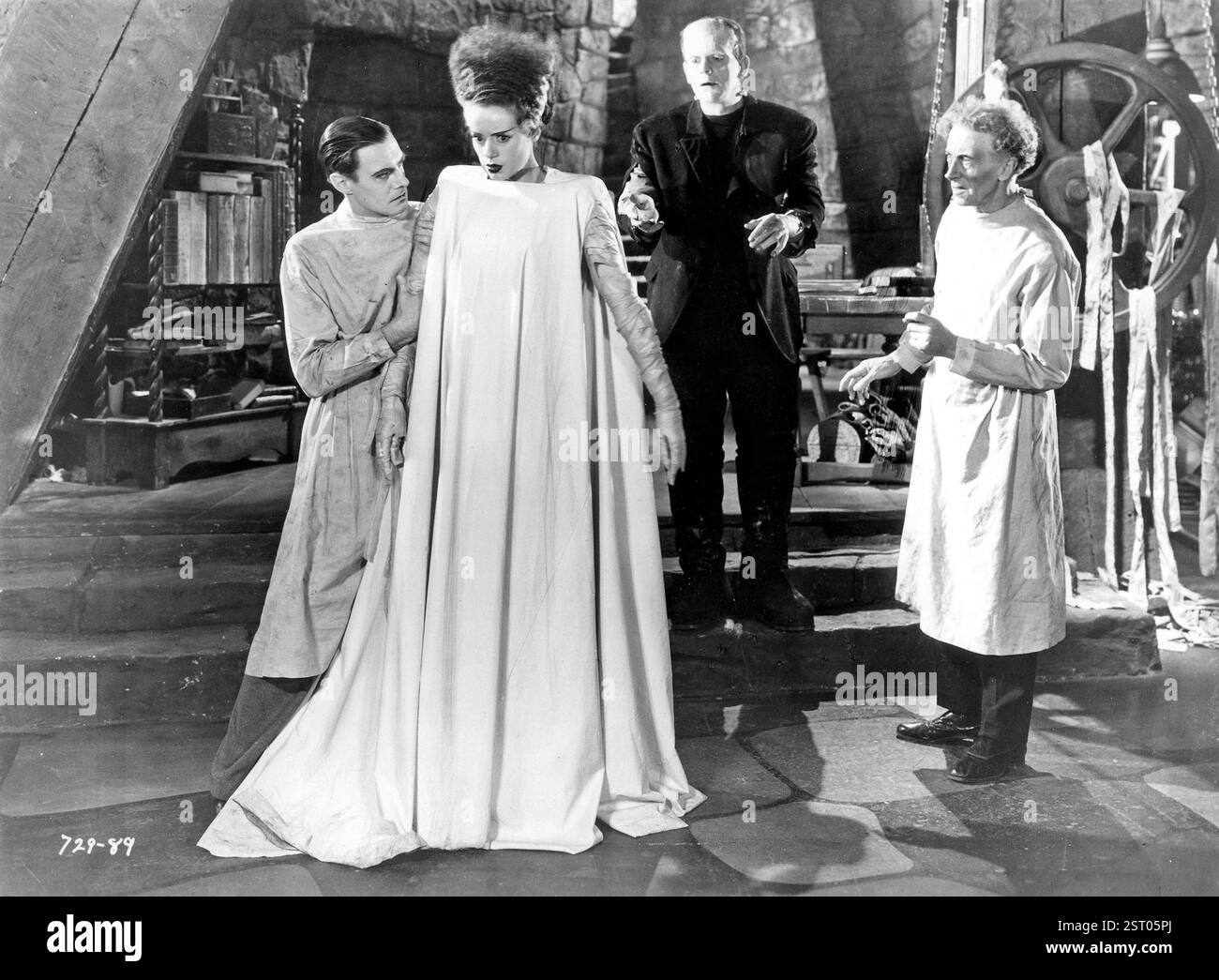 BRIDE OF FRANKENSTEIN COLIN CLIVE as Frankenstein, ELSA LANCHESTER as ...