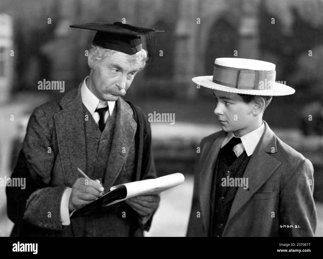 GOODBYE, MR CHIPS ROBERT DONAT, TERRY KILBURN Date: 1939 Stock Photo ...