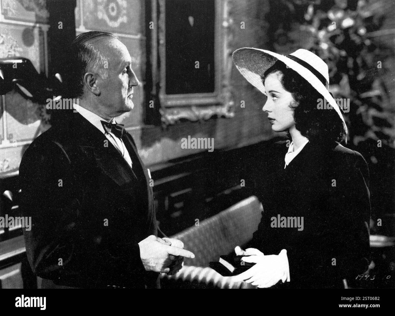 THE UNINVITED DONALD CRISP, GAIL RUSSELL Date: 1944 Stock Photo - Alamy
