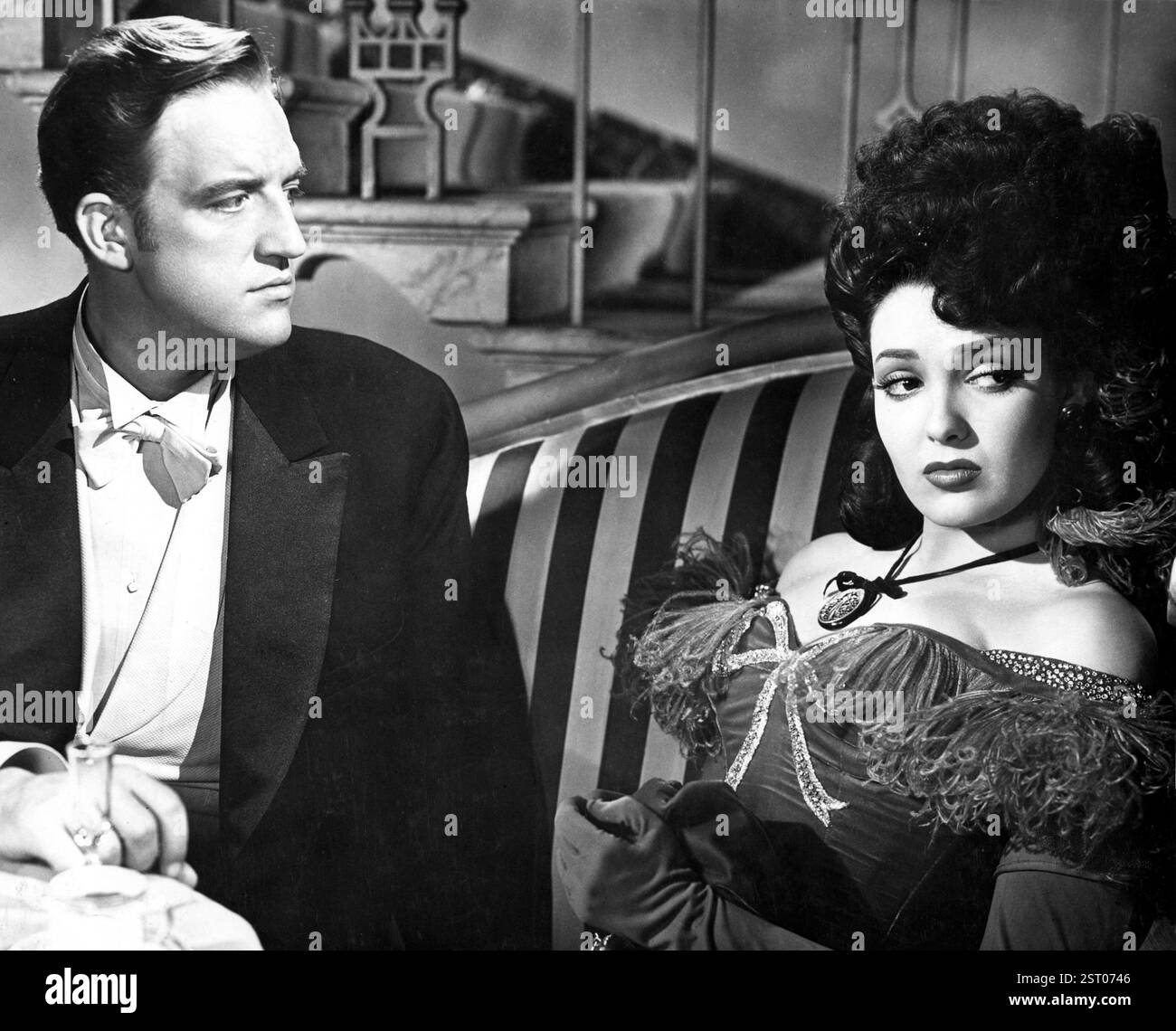 HANGOVER SQUARE [US 1945] LAIRD CREGAR, LINDA DARNELL Date: 1945 Stock ...