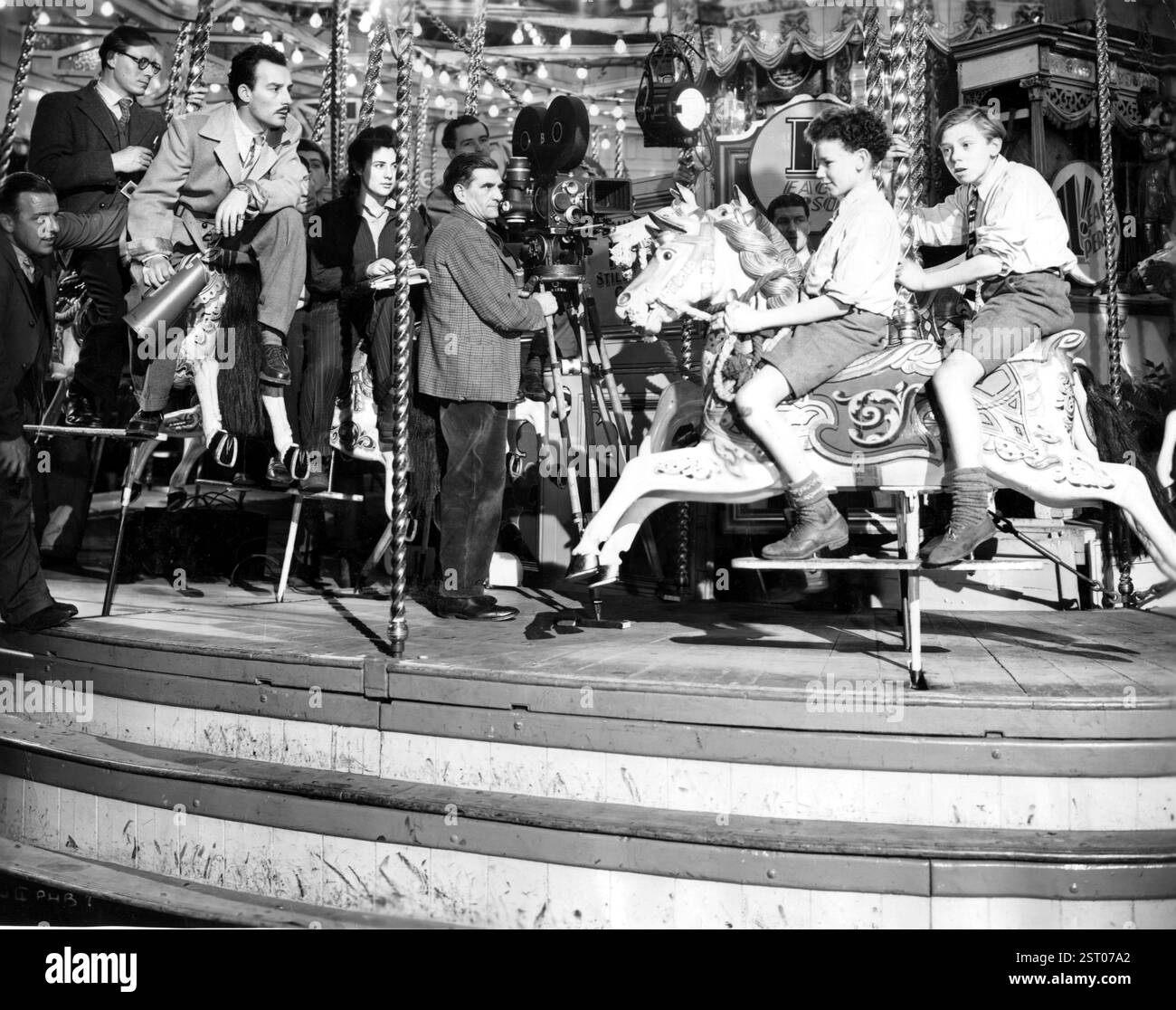 WILLIAM COMES TO TOWN [BR 1948] [L-R] 1st Assistant Director GEORGE ...