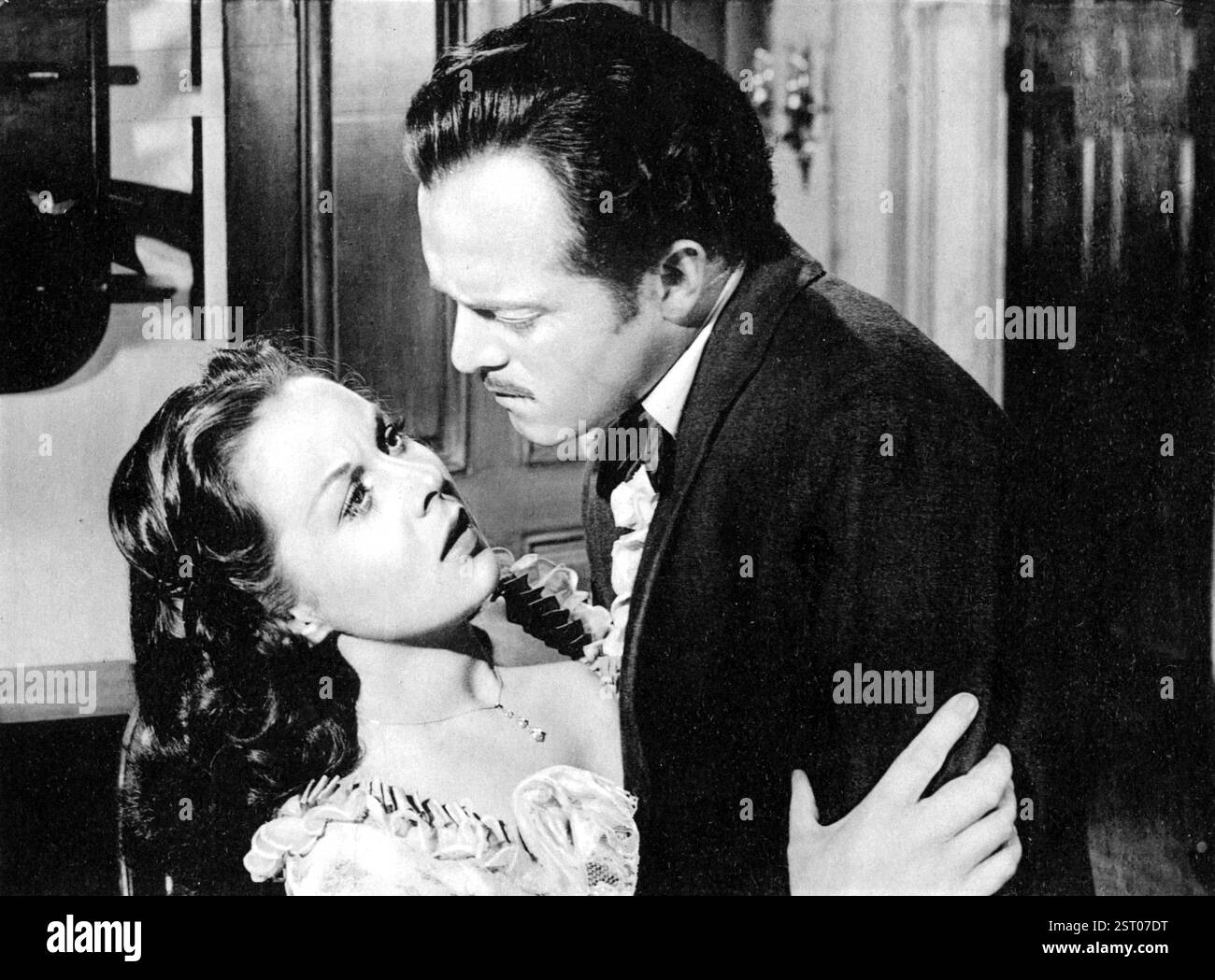 Susan hayward 1940s hi-res stock photography and images - Alamy