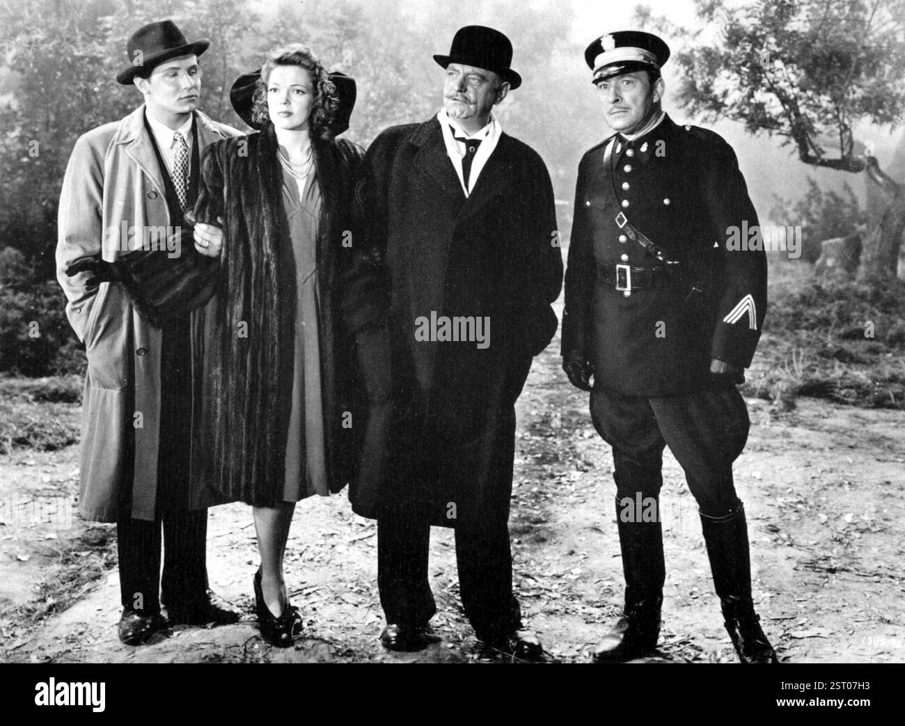 HOUSE OF FRANKENSTEIN [US 1944] [L-R] PETER COE, ANNE GWYNNE, SIG RUMAN ...