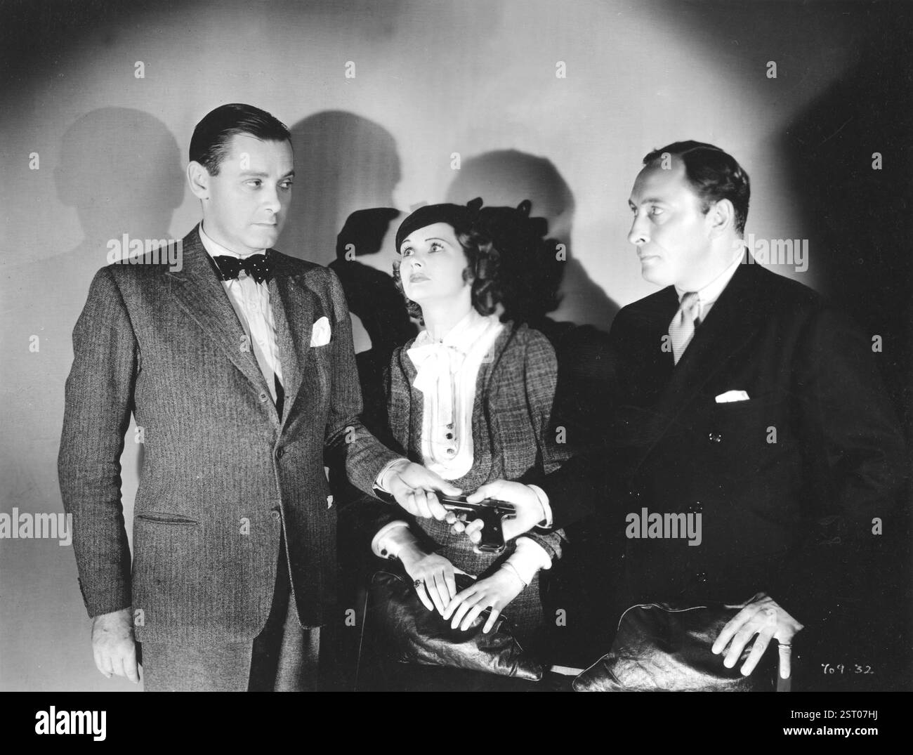THE SOLITAIRE MAN [US 1933] HERBERT MARSHALL, ELIZABETH ALLAN, LIONEL ...