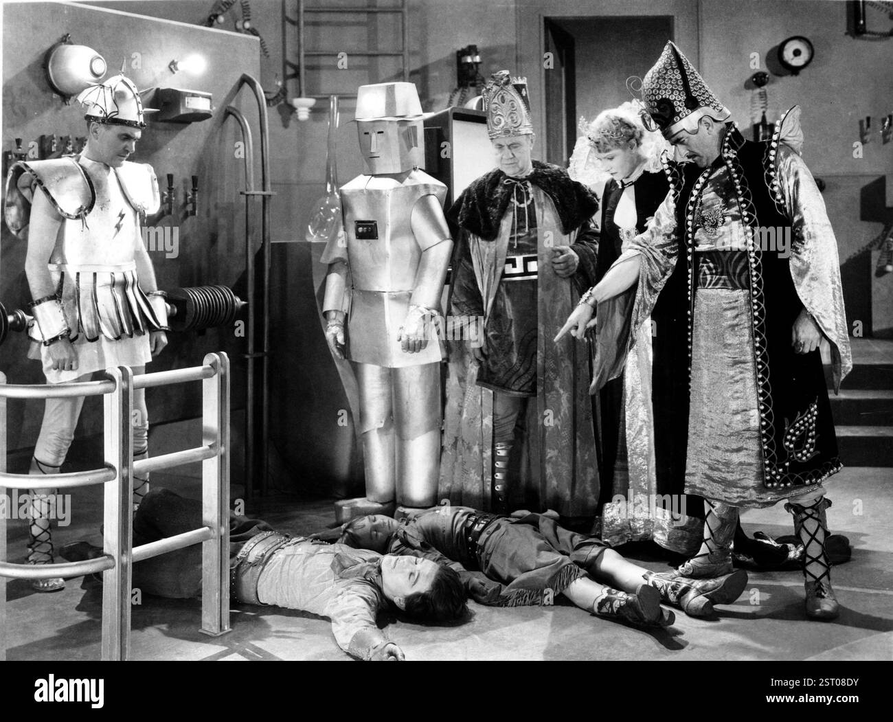 THE PHANTOM EMPIRE [US SERIAL 1935] L-R: top row: [?], [?], CHARLES K ...