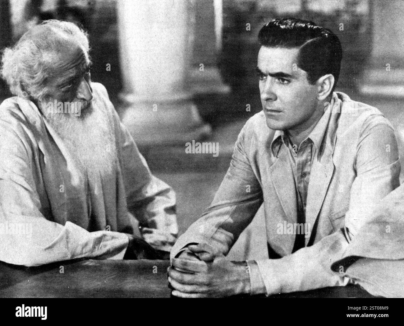 THE RAZOR'S EDGE [US 1946] CECIL HUMPHREYS, TYRONE POWER Date: 1946 ...