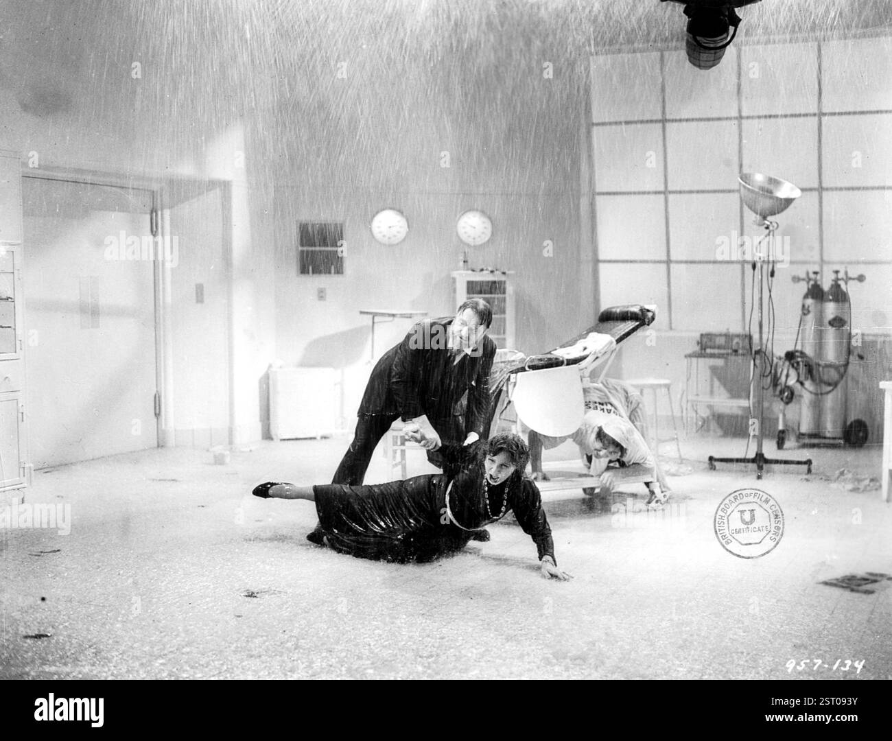 A DAY AT THE RACES [US 1937] SIG RUMAN, MARGARET DUMONT Date: 1937 ...