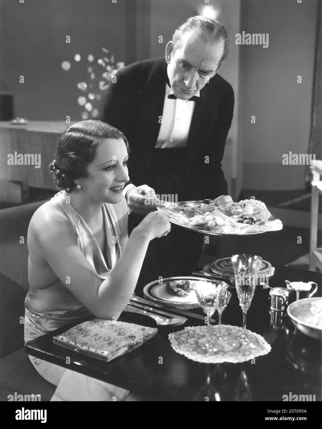 Film business hi-res stock photography and images - Alamy