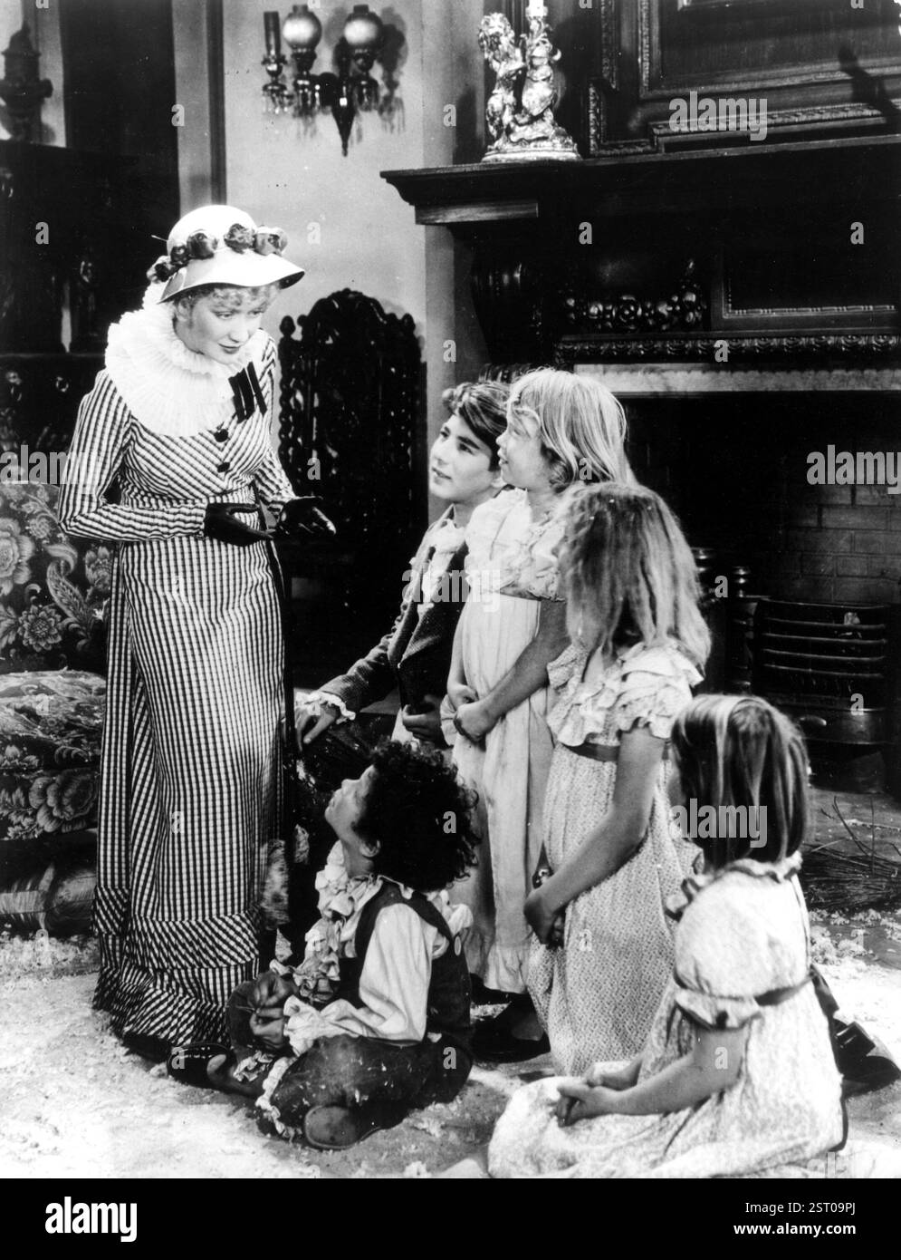BECKY SHARP [US 1935] MIRIAM HOPKINS as Becky Sharp [left] Date: 1935 ...
