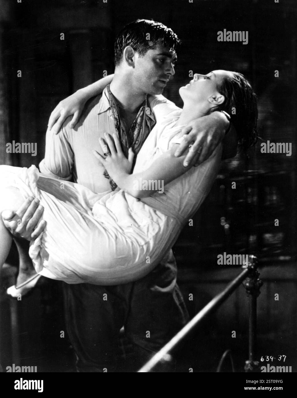 RED DUST [US 1932] CLARK GABLE, MARY ASTOR Date: 1932 Stock Photo - Alamy