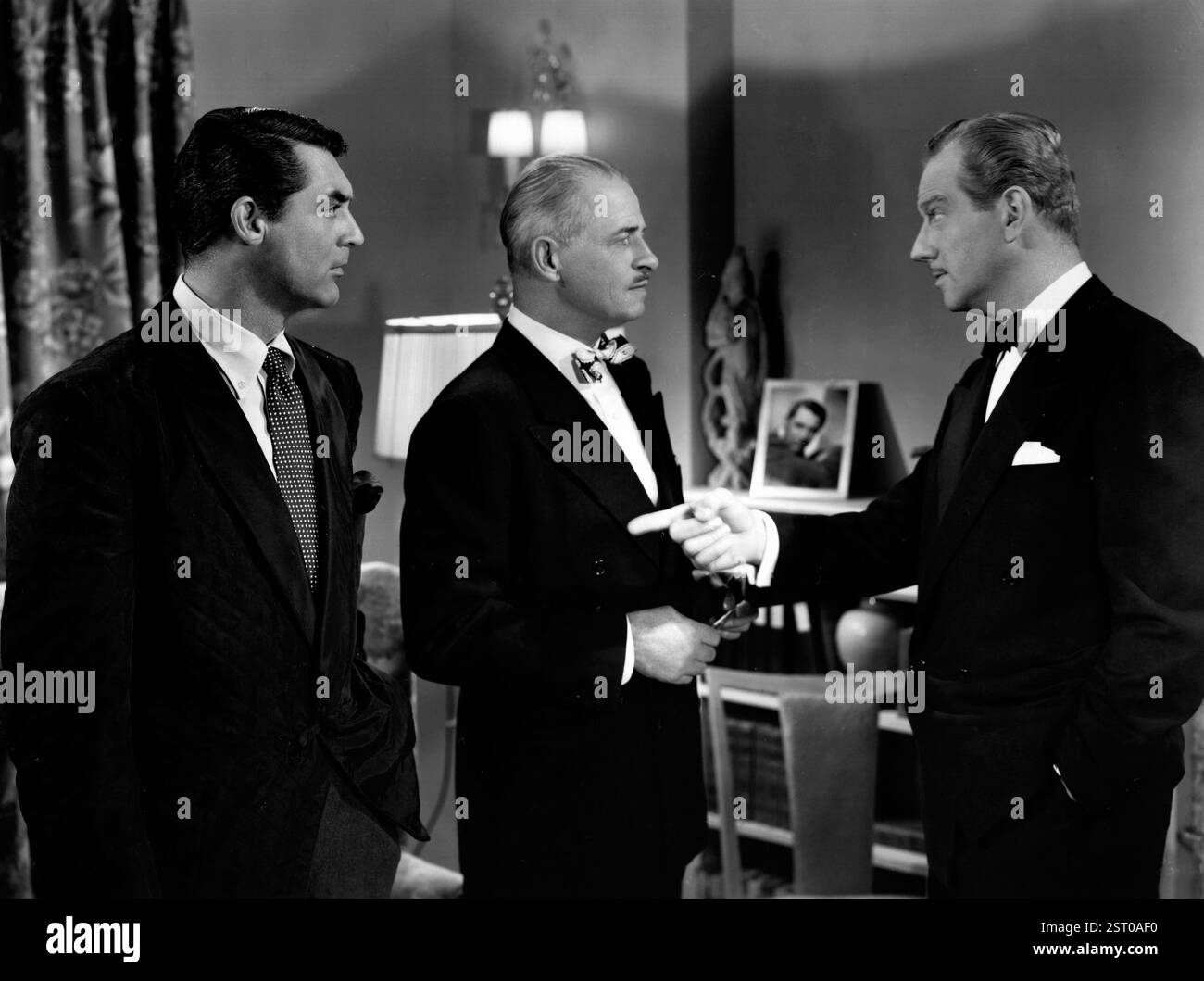 MR BLANDINGS BUILDS HIS DREAM HOUSE [US 1948] [L-R] CARY GRANT ...