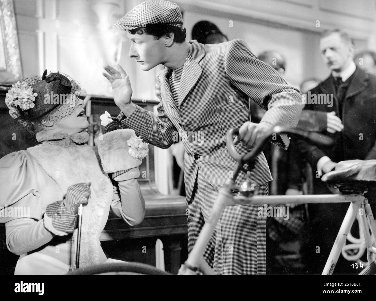 DROLE DE DRAME OU L'ETRANGE AVENTURE DE DOCTEUR MOLYNEUX [FR 1937] aka DROLE DE DRAME [Original ...