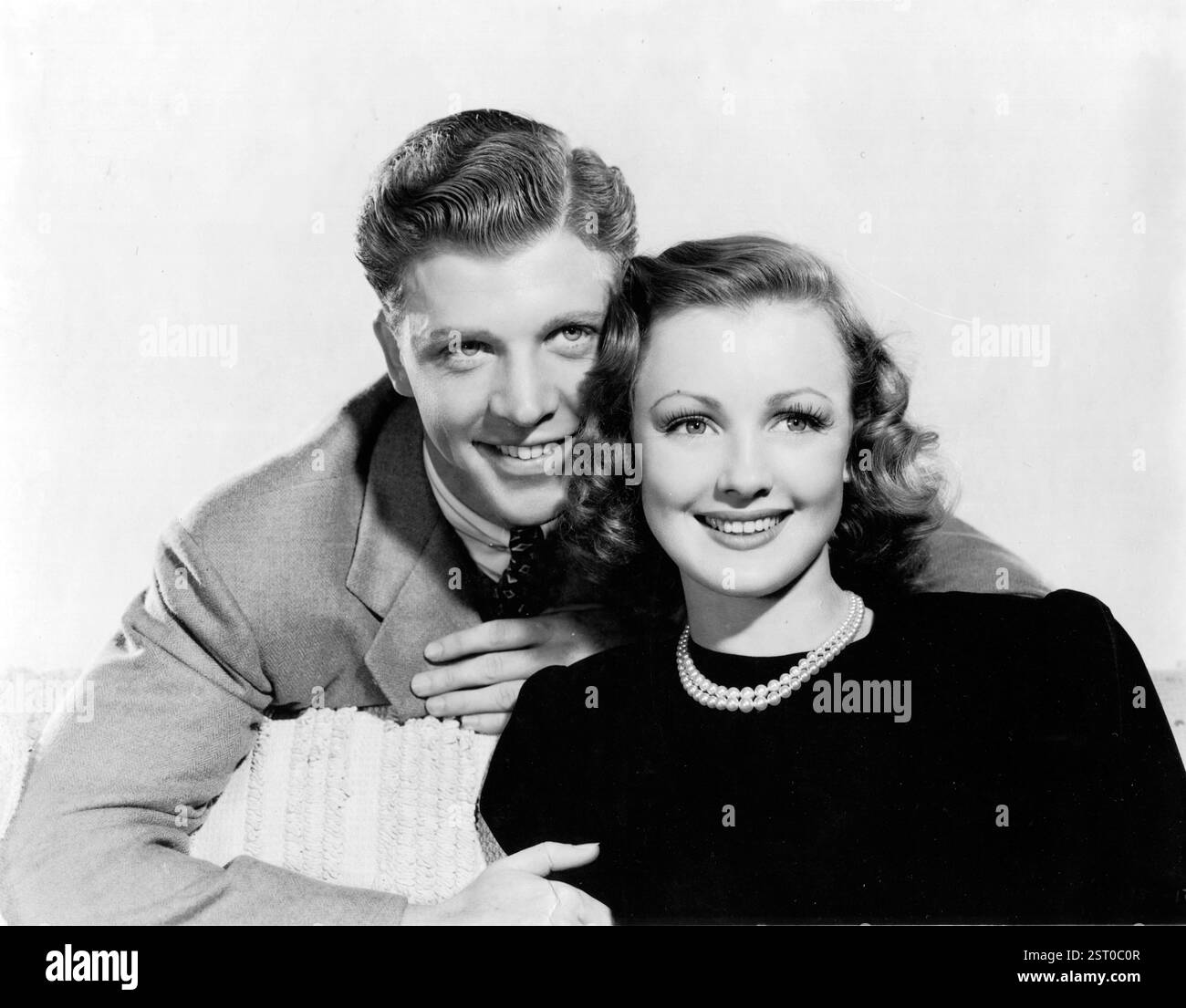 HULLABALOO [US 1940] DAN DAILEY, VIRGINIA GREY Date: 1940 Stock Photo ...