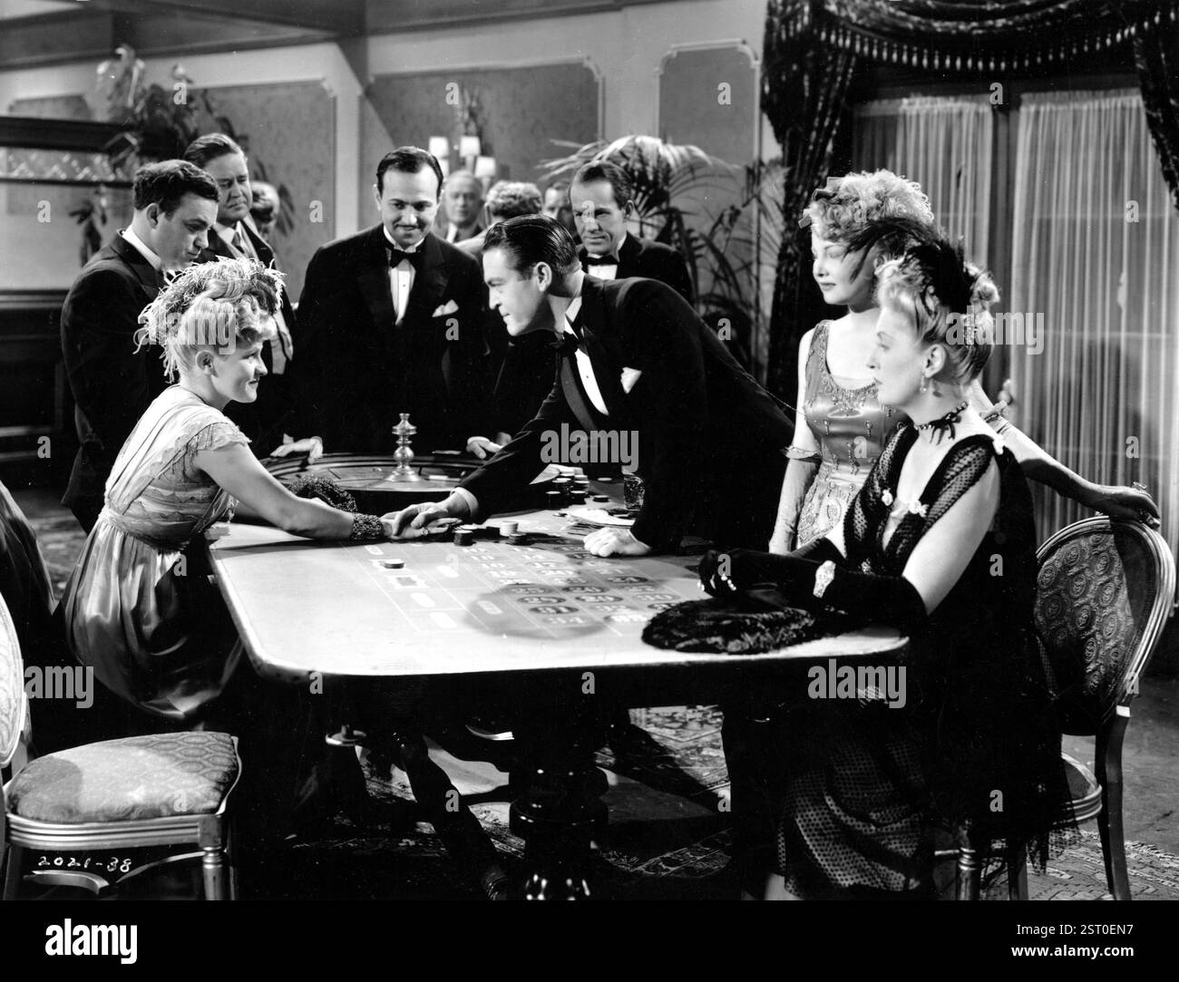 Reaching across table hi-res stock photography and images - Alamy
