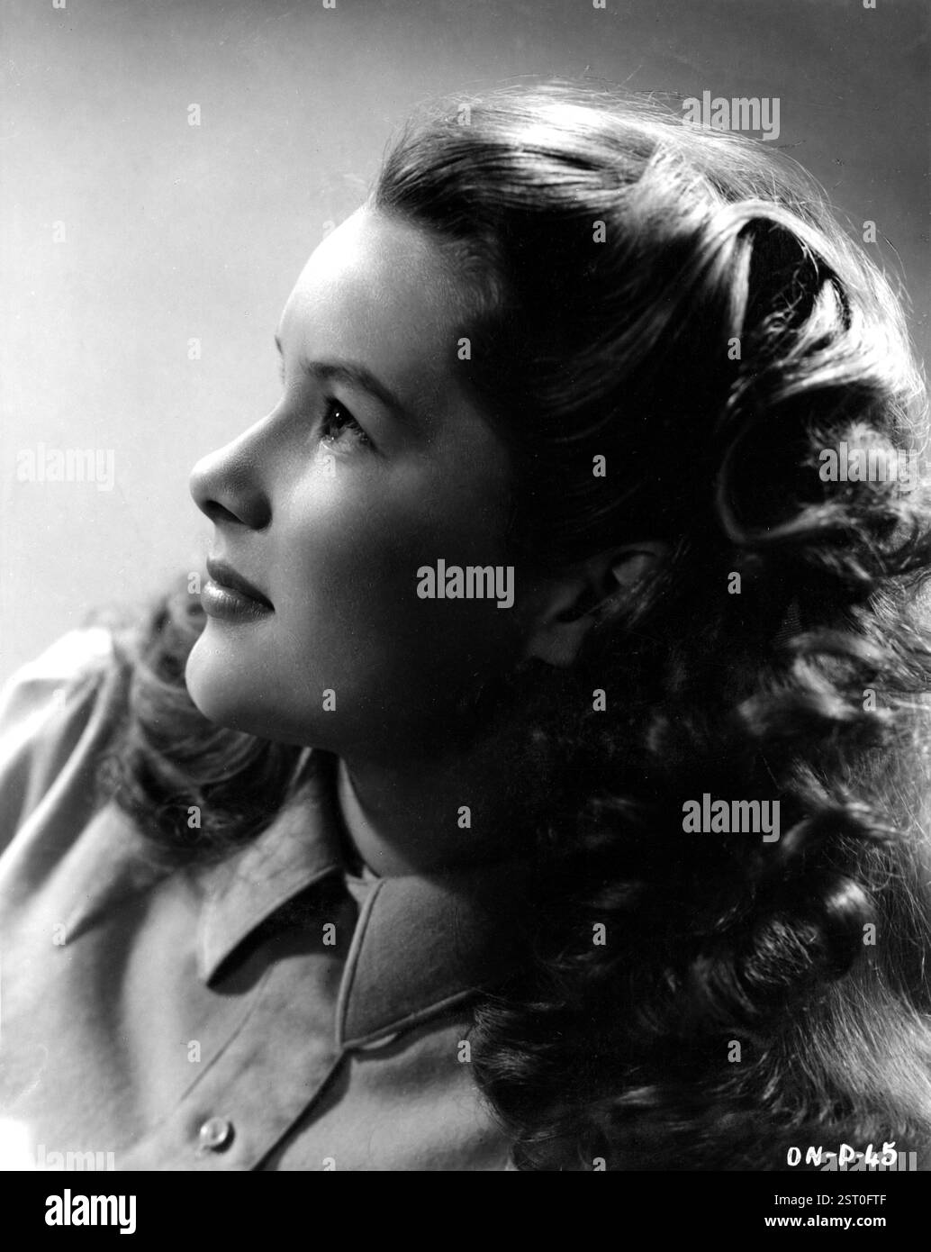 DEAD OF NIGHT [BR 1945] SALLY ANN HOWES Date: 1945 Stock Photo - Alamy