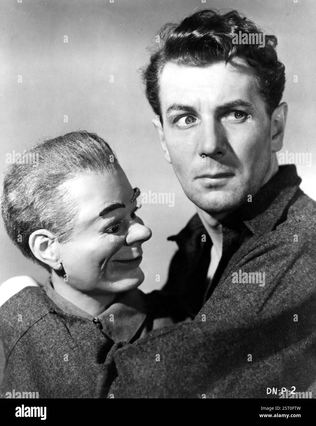 DEAD OF NIGHT [BR 1945] MICHAEL REDGRAVE Date: 1945 Stock Photo - Alamy