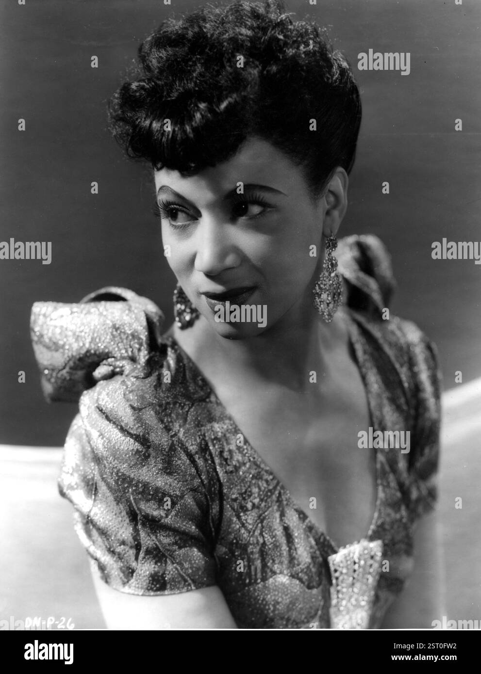 Dead of night (1945) hi-res stock photography and images - Alamy