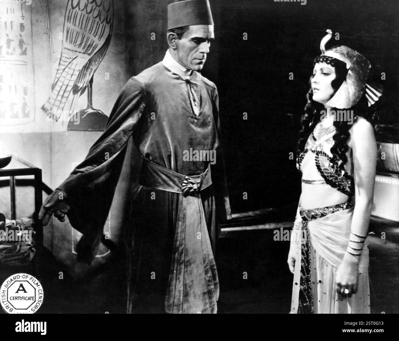 THE MUMMY [US 1932] BORIS KARLOFF, ZITA JOHANN Date: 1932 Stock Photo ...