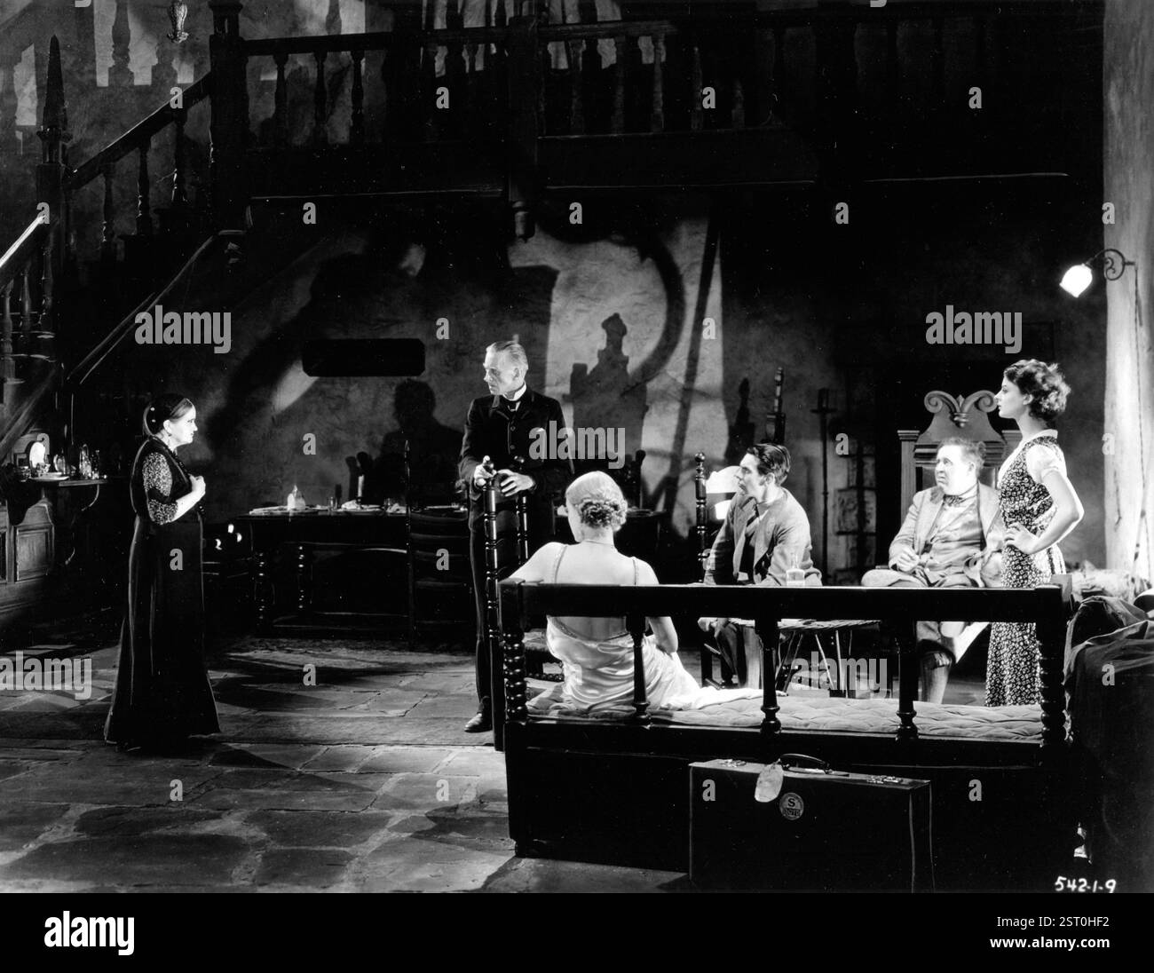 THE OLD DARK HOUSE [US 1932] [L-R] EVA MOORE, ERNEST THESIGER, GLORIA ...