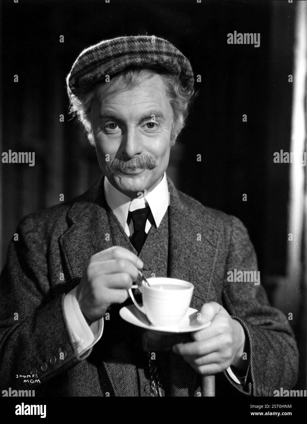 GOODBYE, MR CHIPS [BR 1939] ROBERT DONAT as Mr Chips Date: 1939 Stock ...